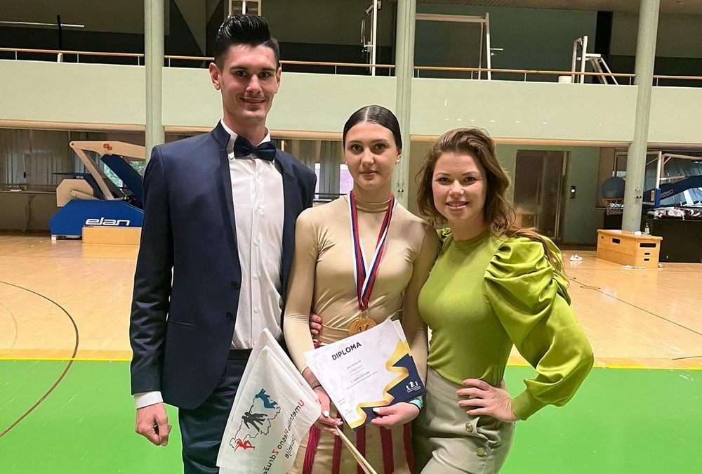 Slovenska Bistrica: plesni studio širi plesno kulturo med vse ...