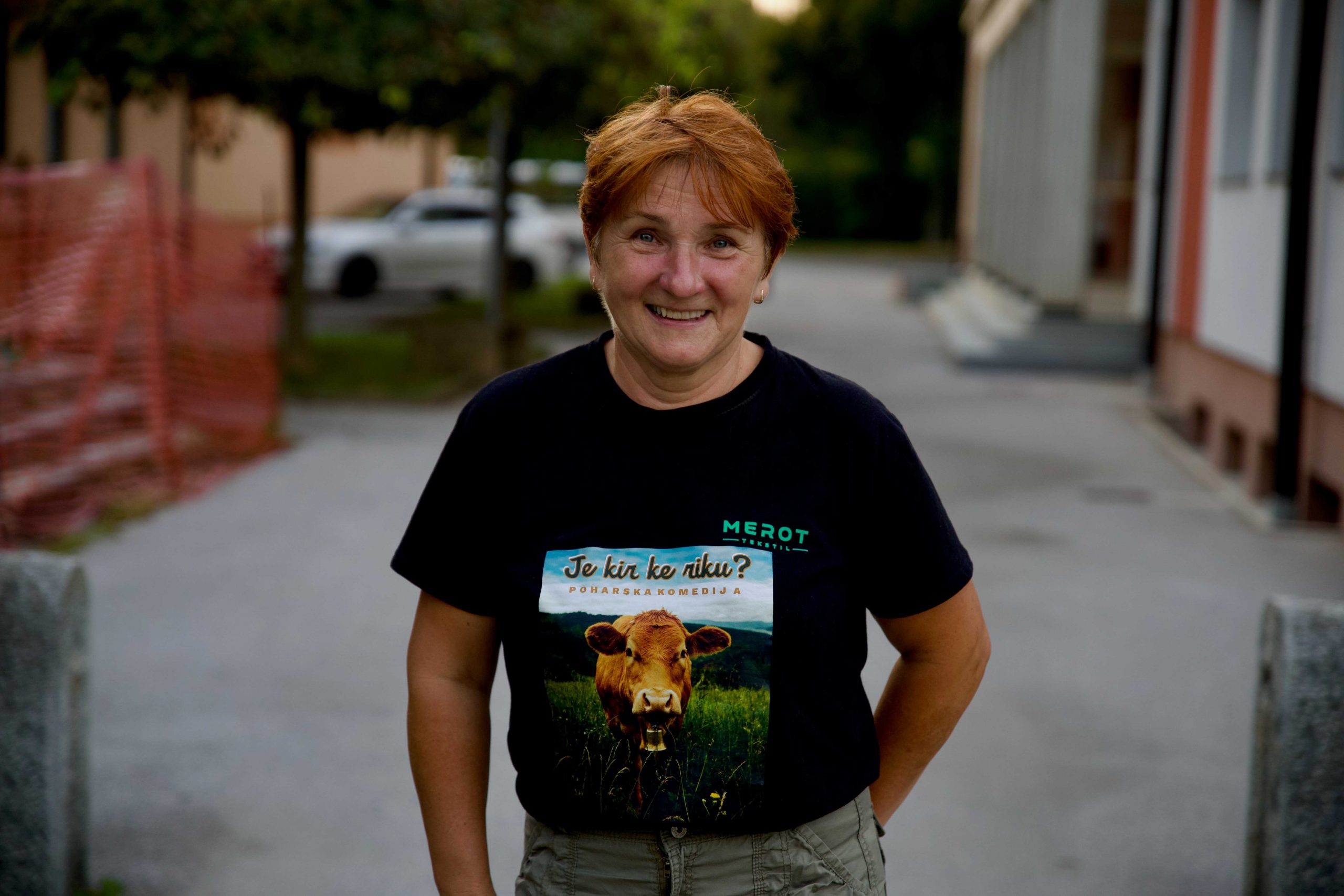 ZVEZDA POHARSKE KOMEDIJE »Či poharsku znoš, te tujd pou svejta zastopi ...