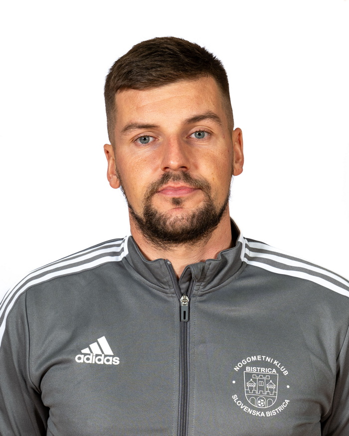 Mladi bistriški nogometaši dosegli zgodovinski uspeh - Novice.si